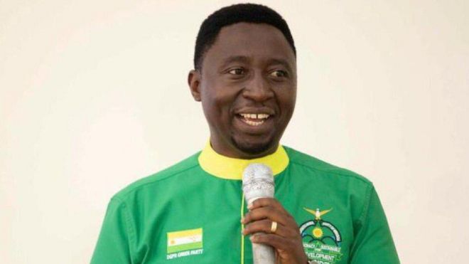 Espérance Nyirasafari Visi perezida wa Sena y’u Rwanda yasabye imbabazi ...