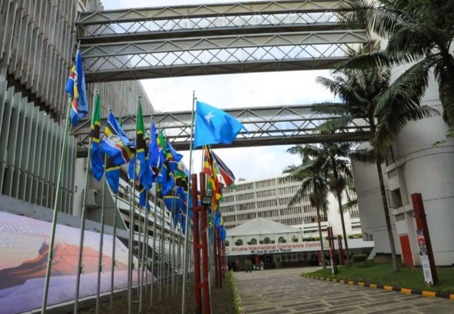 Ku biirista Soomaaliya ee Ururka Bariga Afrika oo uu war cusub kasoo ...