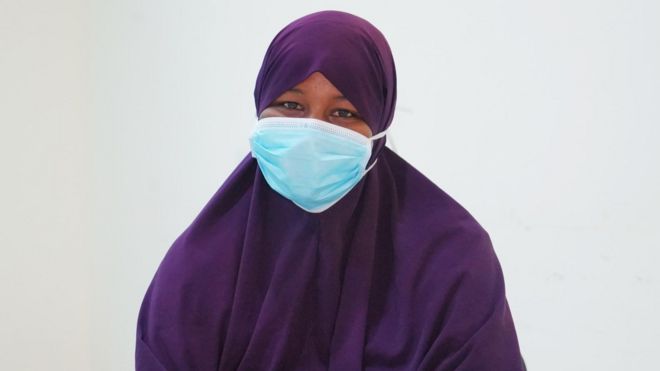 Haweeneey aan wax xanuun dareemeeynin xitaa haddii gacanteeda ay ...