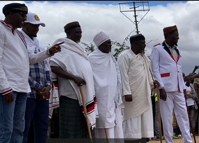 Ineessee: Sirba aadaa qeerroofi qarree - BBC News Afaan Oromoo