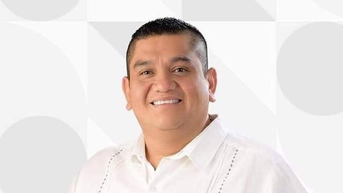 Mexico election comes to bloody end as local candidate killed - BBC News