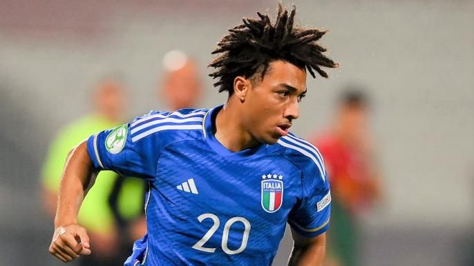 Burnley: Kompany says Koleosho 'an exciting talent for fans' - BBC Sport