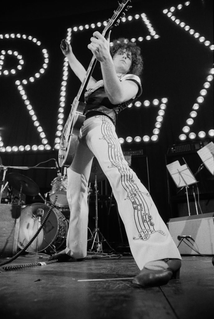 A look back at the Glasgow Apollo: From the Stones to Queen - BBC News