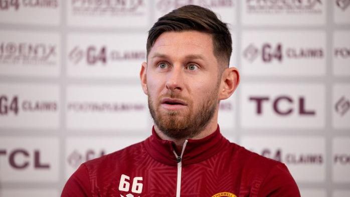 Butcher challenges Motherwell to 'kick on' after Morton defeat - BBC Sport