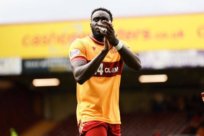 Mugabi back in Uganda squad - BBC Sport