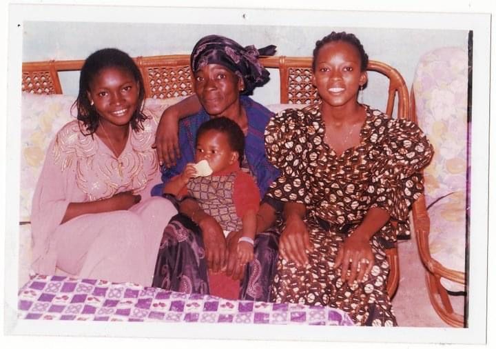 Adoption au Mali : "Comment j’ai choisi ma famille" - BBC News Afrique