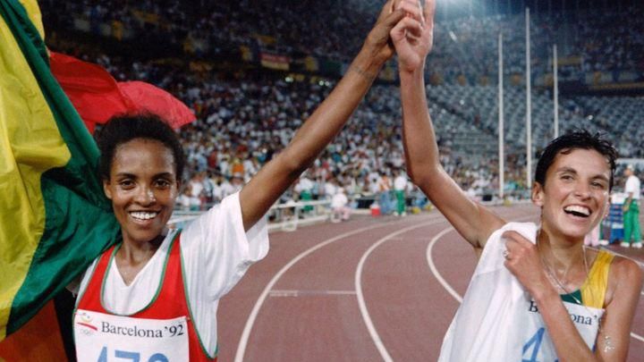 Daraartuu Tulluu : Xombora injifannoo dubartoota Afrikaa Baarselonaatti ...