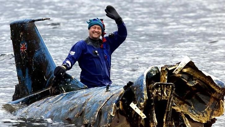Date set for return of Donald Campbell's Bluebird to Coniston - BBC News