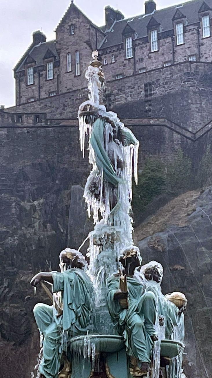 Scotland snow: Your pictures across the country - BBC News