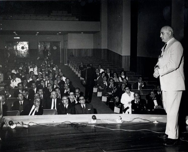 ¿Hizo posible el apartheid en Sudáfrica el primer trasplante de corazón ...