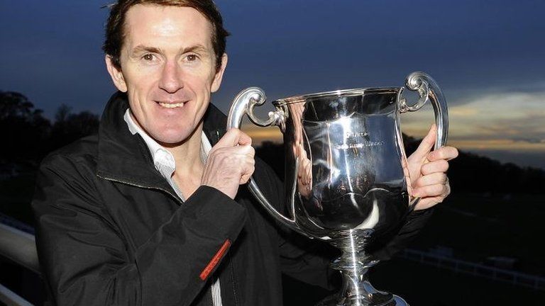 Champion jockey AP McCoy's mother talks of '20 brilliant years' - BBC News