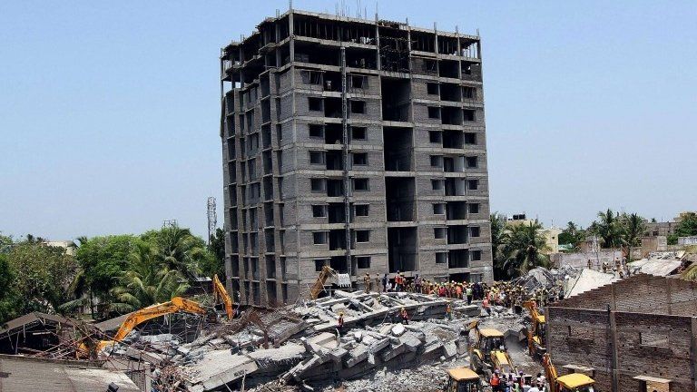 In pictures: India building collapses - BBC News