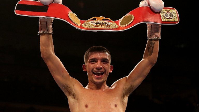 Lee Selby: Inside the world champion's dressing room - BBC Sport