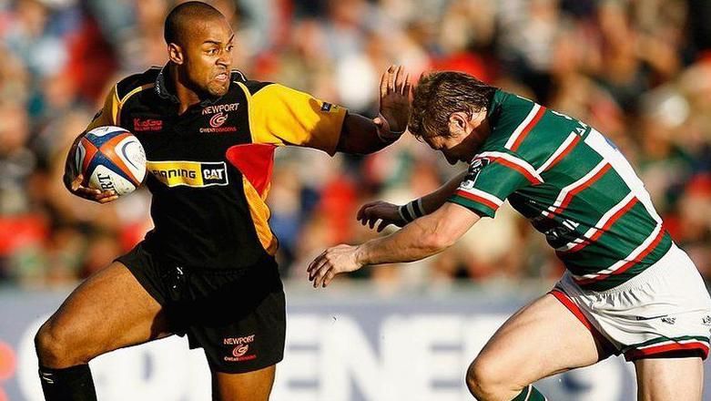 Nathan Brew yn siarad am lofruddiaeth ei frawd - BBC Cymru Fyw