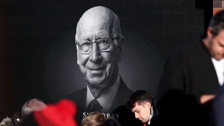 Sir Bobby Charlton: 'Final farewell to one of game’s revered figures ...