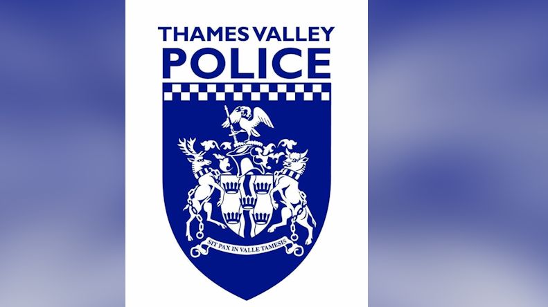 Thames Valley Police force logo to 'create a strong identity' - BBC News