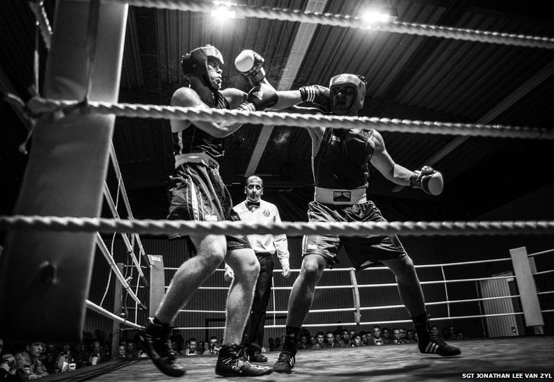 In pictures: Army photographic competition - BBC News