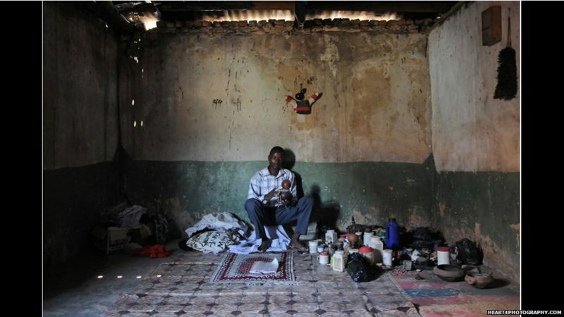 Waganga wa kienyeji TZ - BBC News Swahili