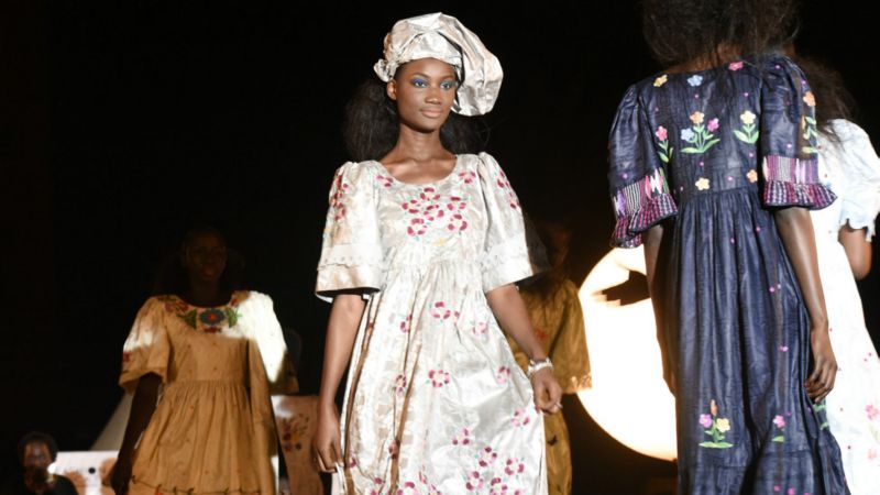 En Images: La Dakar Fashion Week - BBC News Afrique
