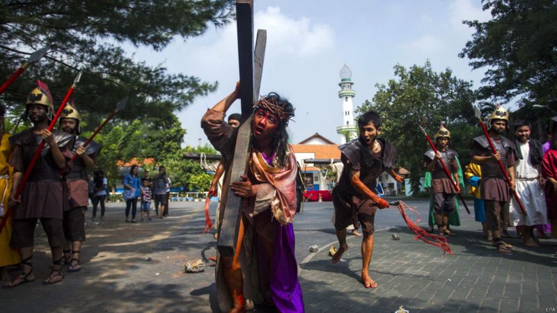 Perayaan Jumat Agung di berbagai pelosok dunia - BBC News Indonesia