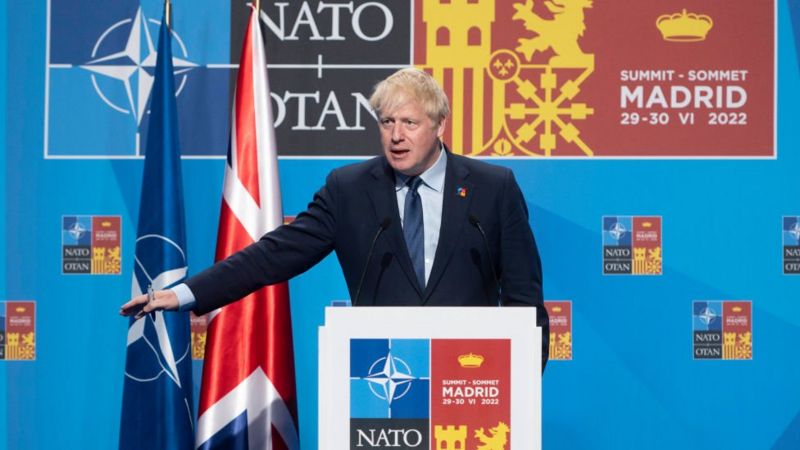 Ukraine War: UK pledges an extra £1bn in military support - BBC News