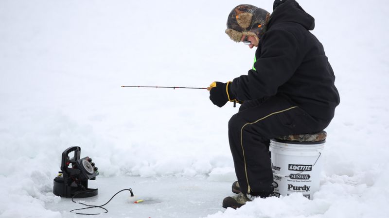 Climate change: Warmer winters linked to increased drowning risk - BBC News