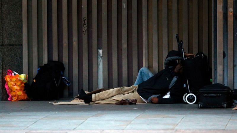 The 'growing issue' of homeless people sleeping in bins - BBC News