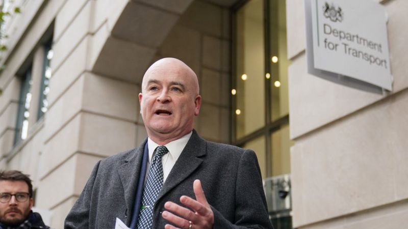 Rail reform needed before workers' pay increases, says transport ...