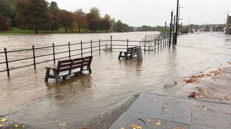 The battle to protect Hawick and Dumfries from flooding - BBC News