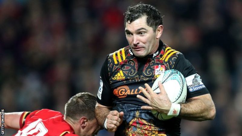 Chiefs 40-7 Wales - BBC Sport