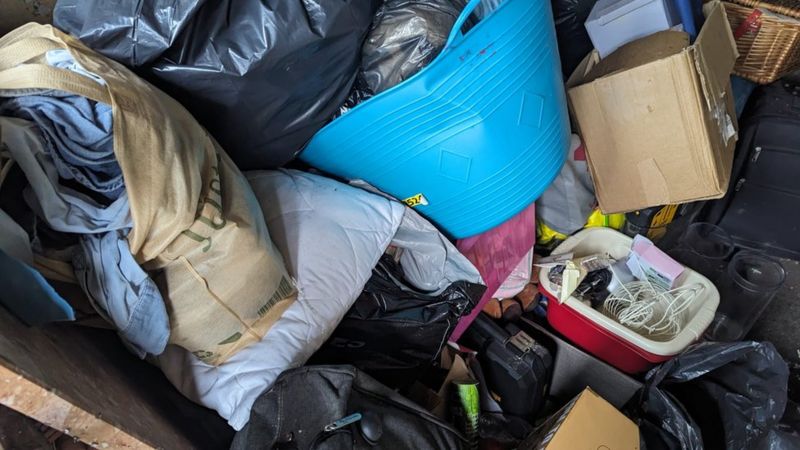 Hoarding: Woman embarrassed to have visitors - BBC News