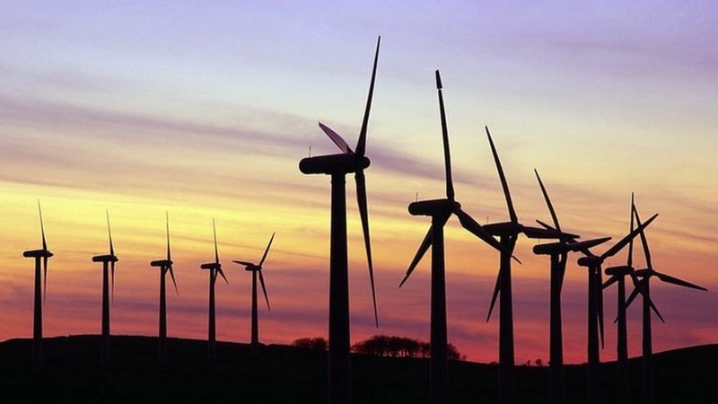 How many more wind turbines will the UK build? - BBC News