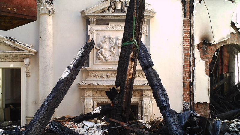 Fire-hit stately home Clandon Park House salvage praised - BBC News