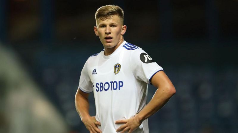 Leeds United: Mateusz Bogusz heads out on loan - BBC Sport