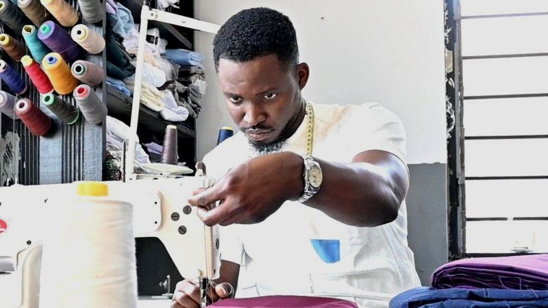 Nigeria hit by widespread blackout in 'total system collapse' - BBC News