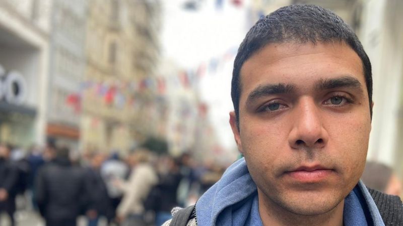 Istanbul: Six dead, dozens wounded in Turkey explosion - BBC News