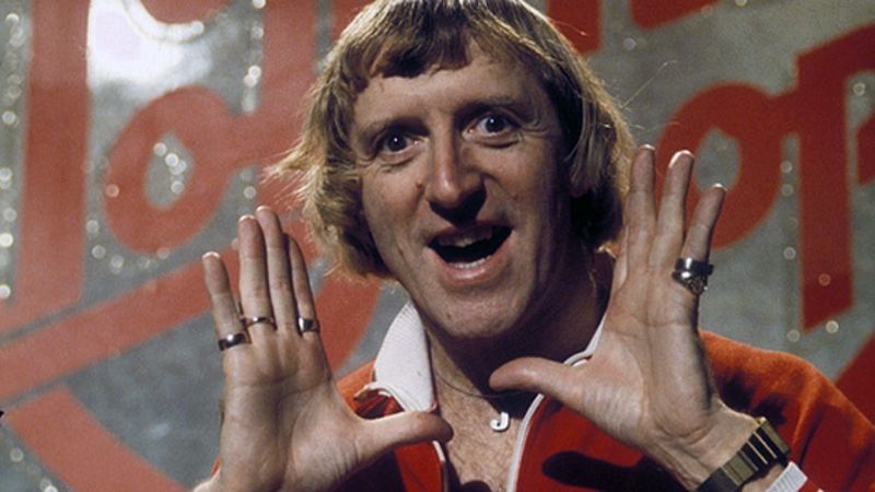 Profile: Jimmy Savile - BBC News