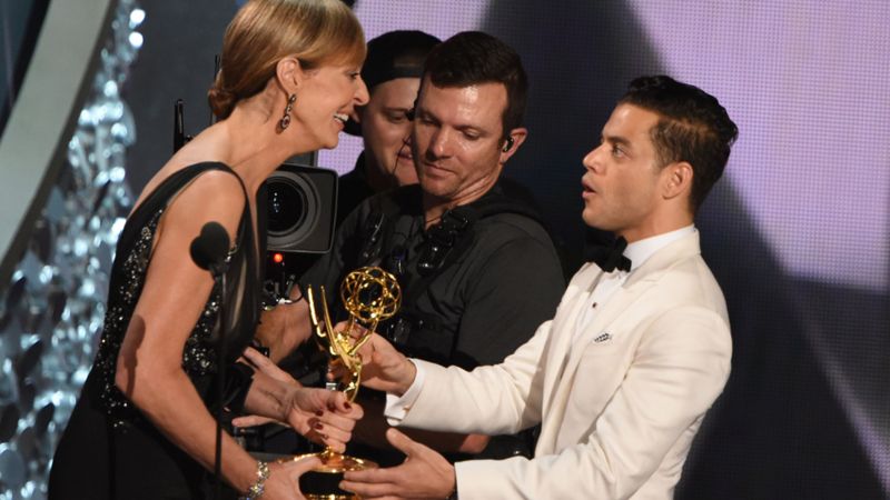 Emmys: Rami Malek leads victories for minority actors - BBC News