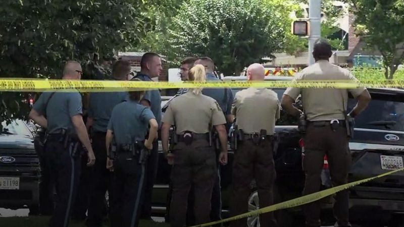 Cyber-attack disrupts distribution of multiple US newspapers - BBC News