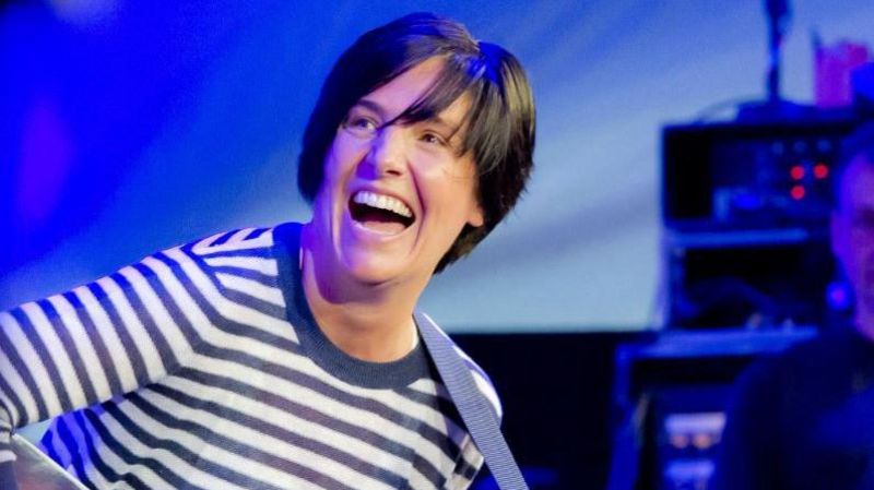 Jersey Weekender announces venue swap and headliners - BBC News