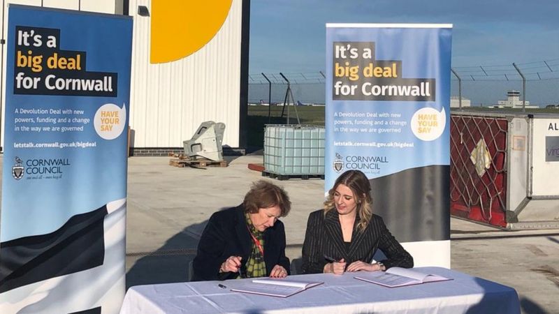 Cornwall's devolution deal formally offered - BBC News