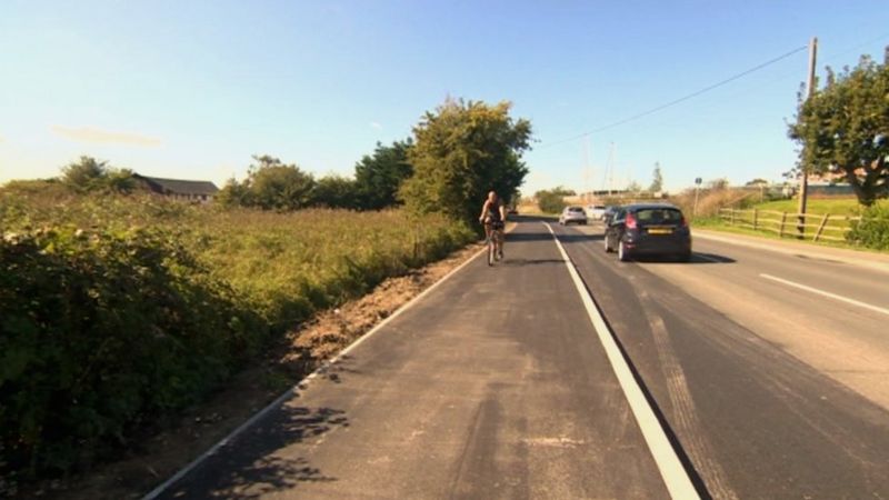 Rye bike path opens 11 years after cyclist's death - BBC News