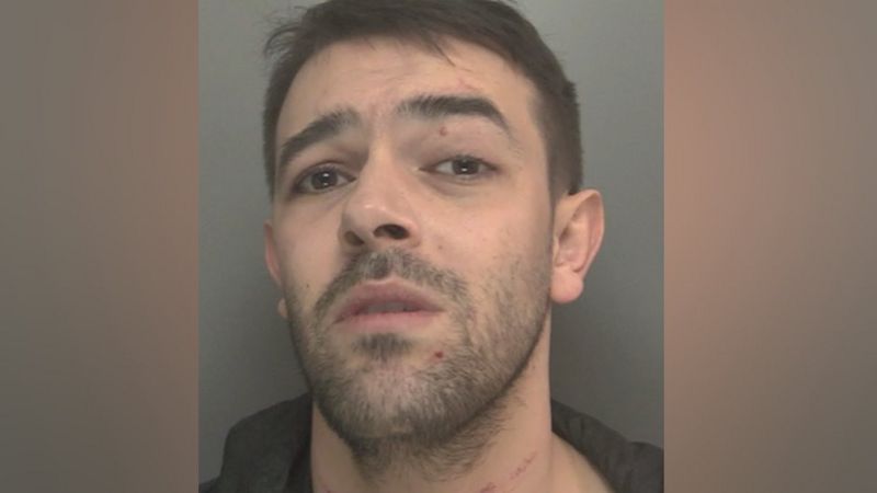 Liverpool drug dealer who trafficked guns is jailed - BBC News