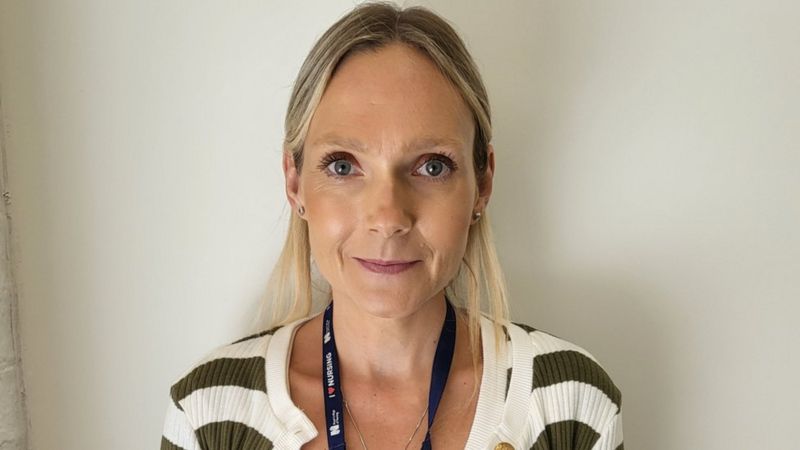 Peterborough school counsellor tells of her anorexia journey - BBC News