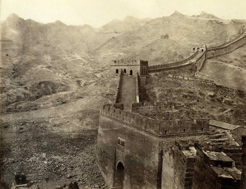 Rare early photographs of Peking - BBC News