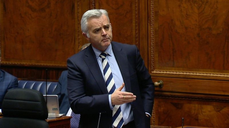 Jonathan Bell to stand as independent after DUP suspension - BBC News