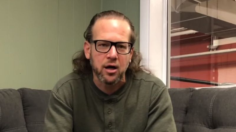 Jeff Gellman: Criticism of US dog trainer ahead of Perth seminar - BBC News