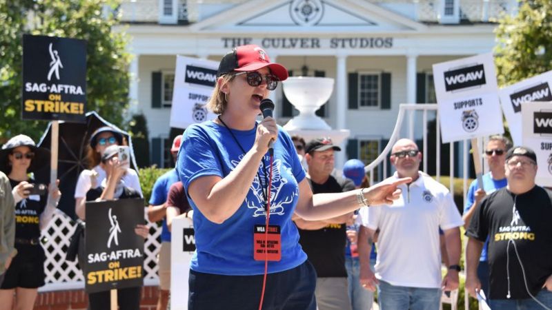 Hollywood strike: Which shows will return as writers' strike ends ...