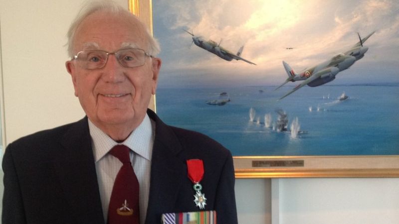 RAF veteran and fundraiser celebrates 100th birthday - BBC News