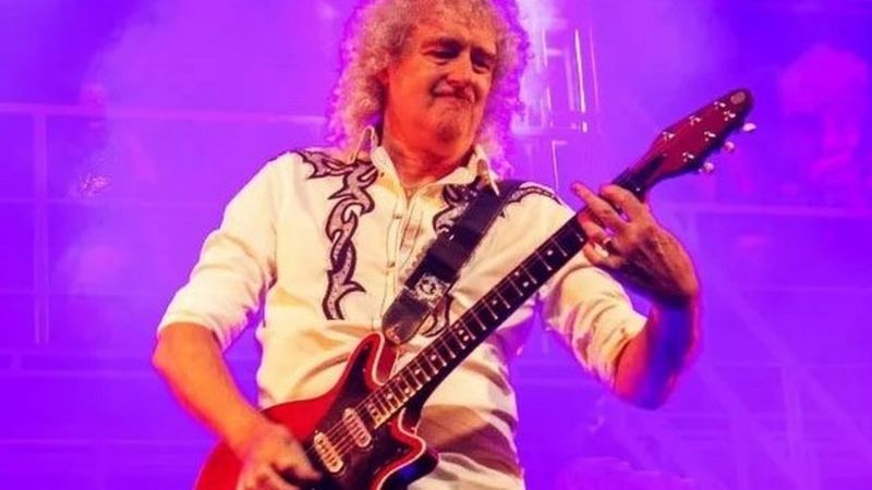 Brian May knighted by King at Buckingham Palace - BBC News